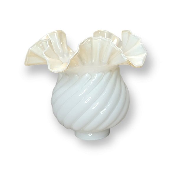 Unbranded | Accents | Amber Luster Milk Glass Light Lamp Shade Sconce ...